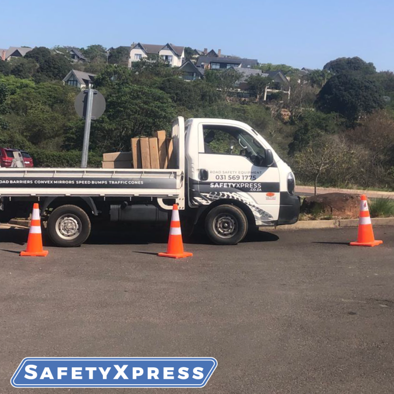 Flexi Road Cone | SafetyXpress