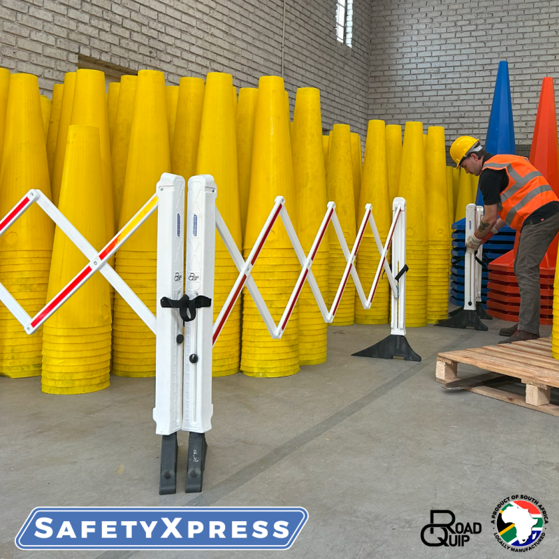 RoadQuip Flexi Barrier | SafetyXpress